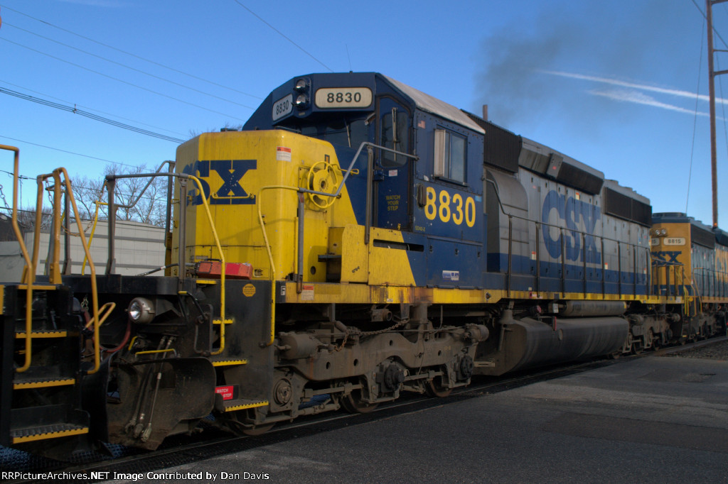 CSX SD40-2 8830 trailr on WPCA-11